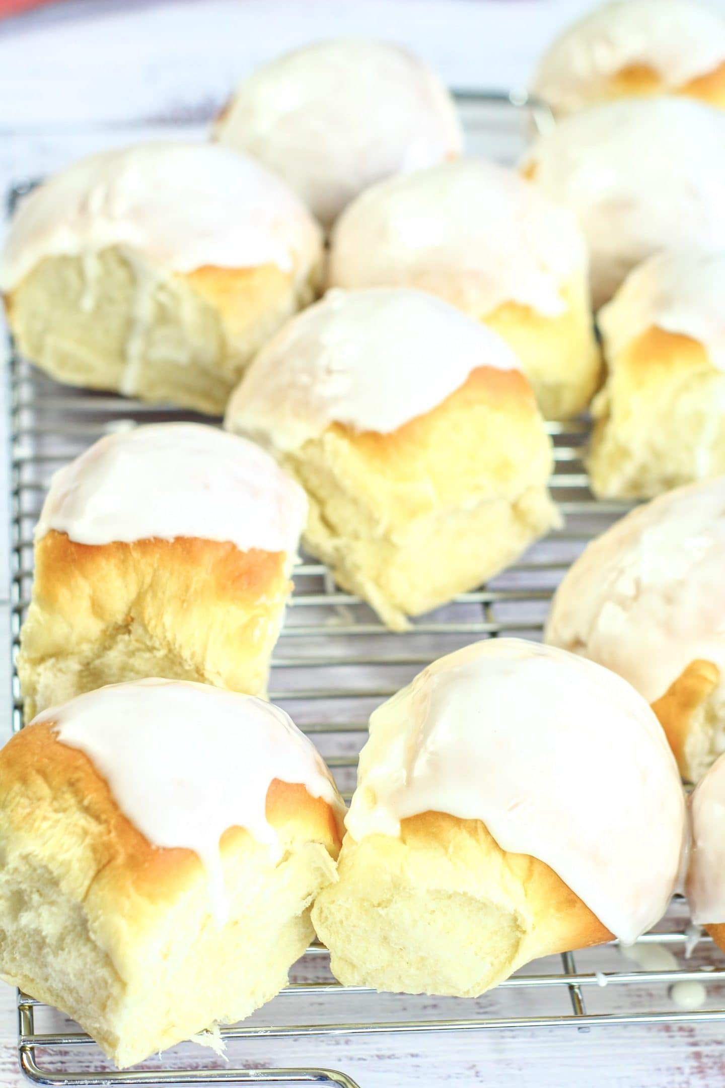 Pucker Up Buttercup Iced Buns. - Apply to Face Blog.