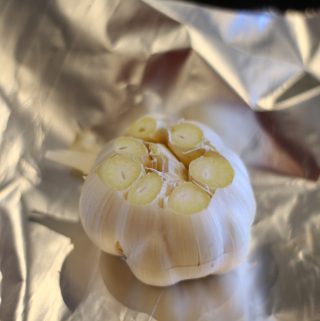 Garlic Rolls - Apply to Face Blog.