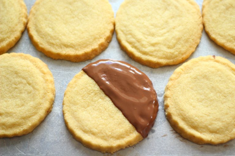 Easy Shortbread Cookies - Apply to Face Blog