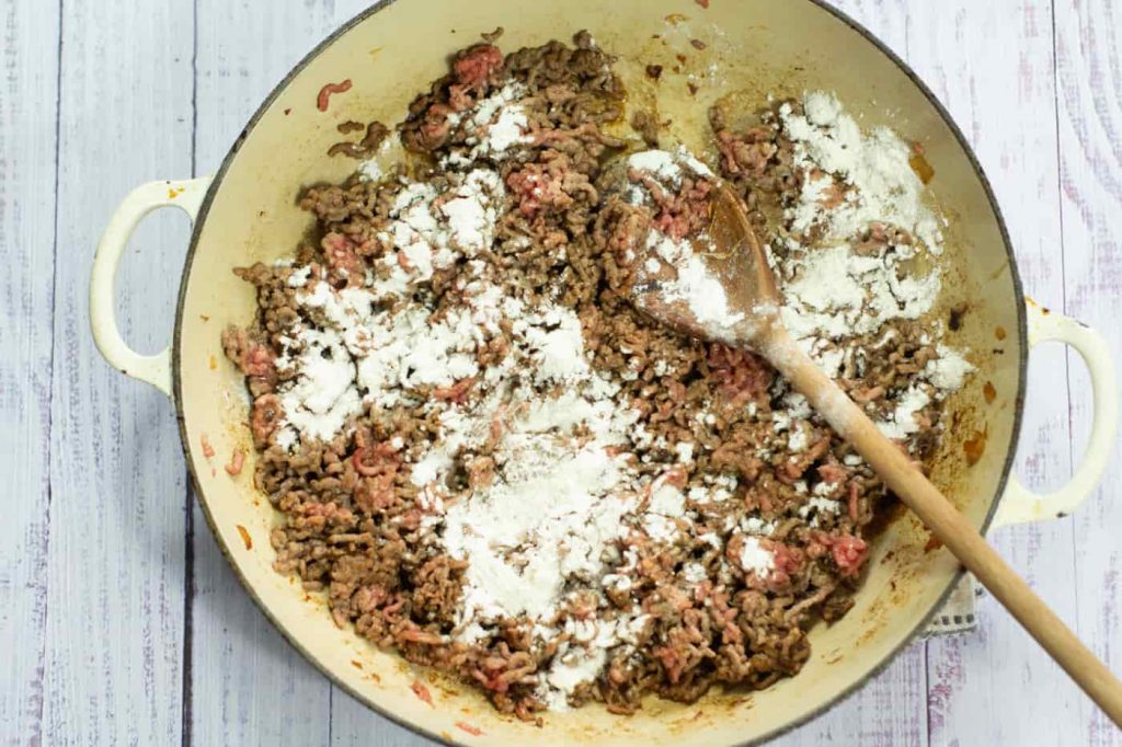 Easy Minced Beef and Onion Pie - Apply to Face Blog