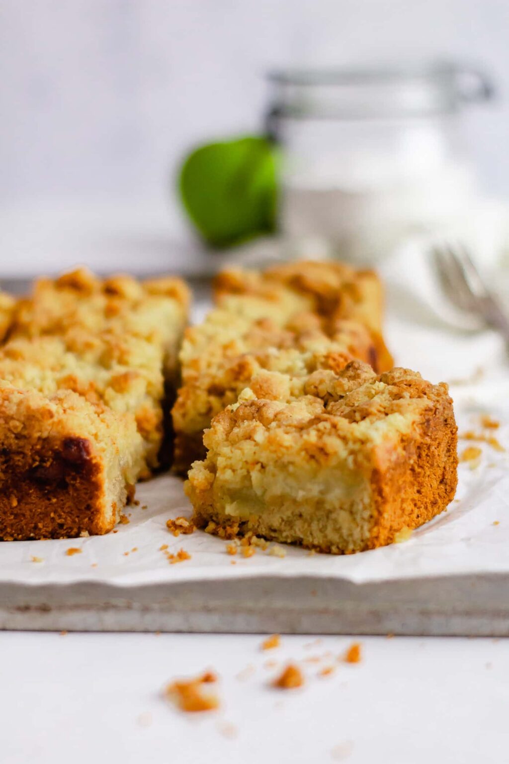 Apple Crumble Cake - Apply to Face Blog