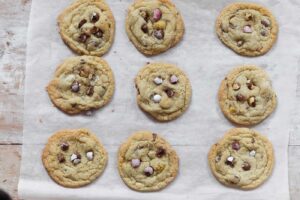 Quick and Easy Mini Egg Cookies - Apply to Face Blog