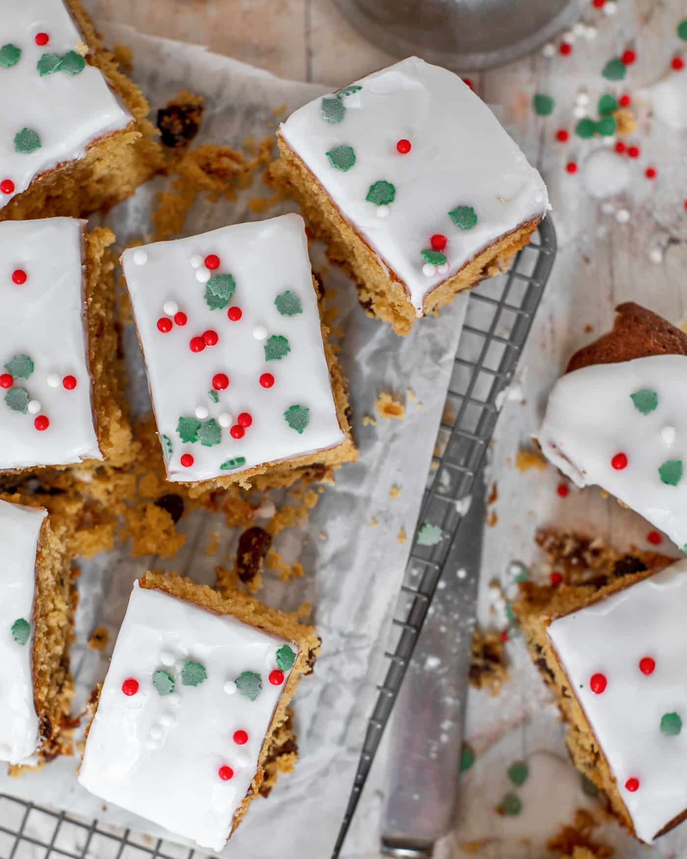 Mincemeat Cake Traybake - Apply to Face Blog