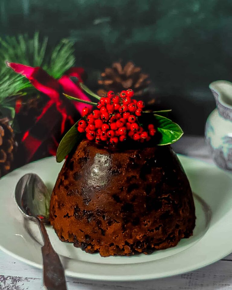 The Easiest Slow Cooker Christmas Pudding - Apply to Face Blog
